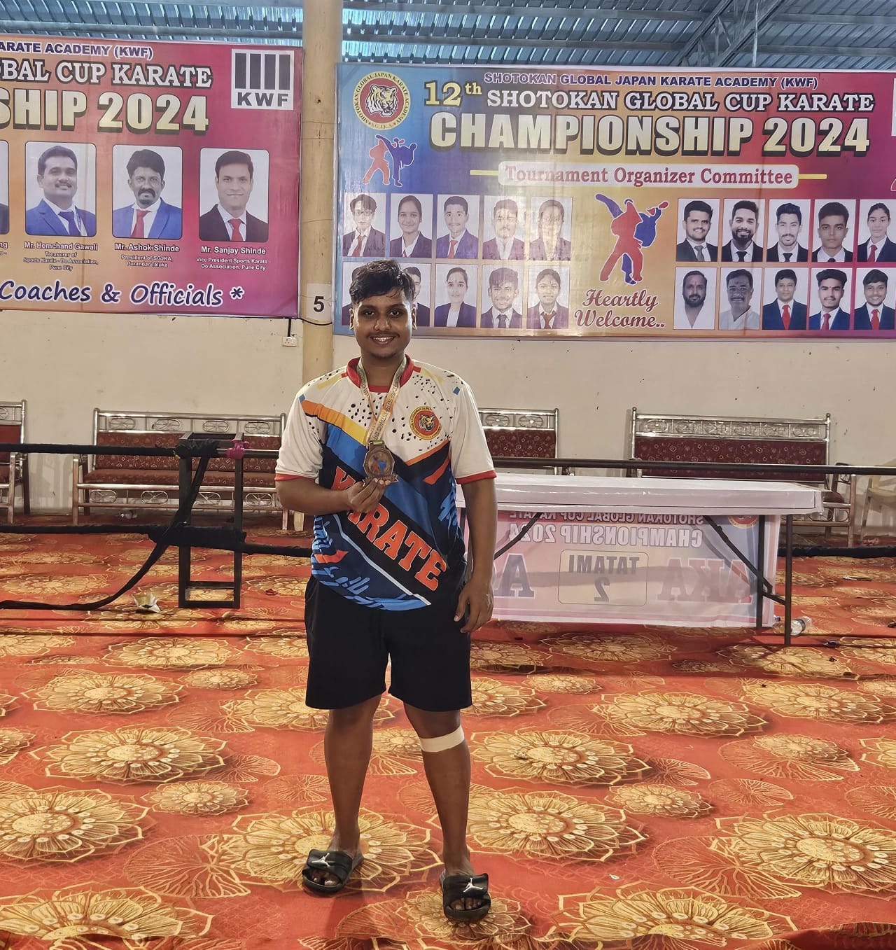 Vivek College of Commerce