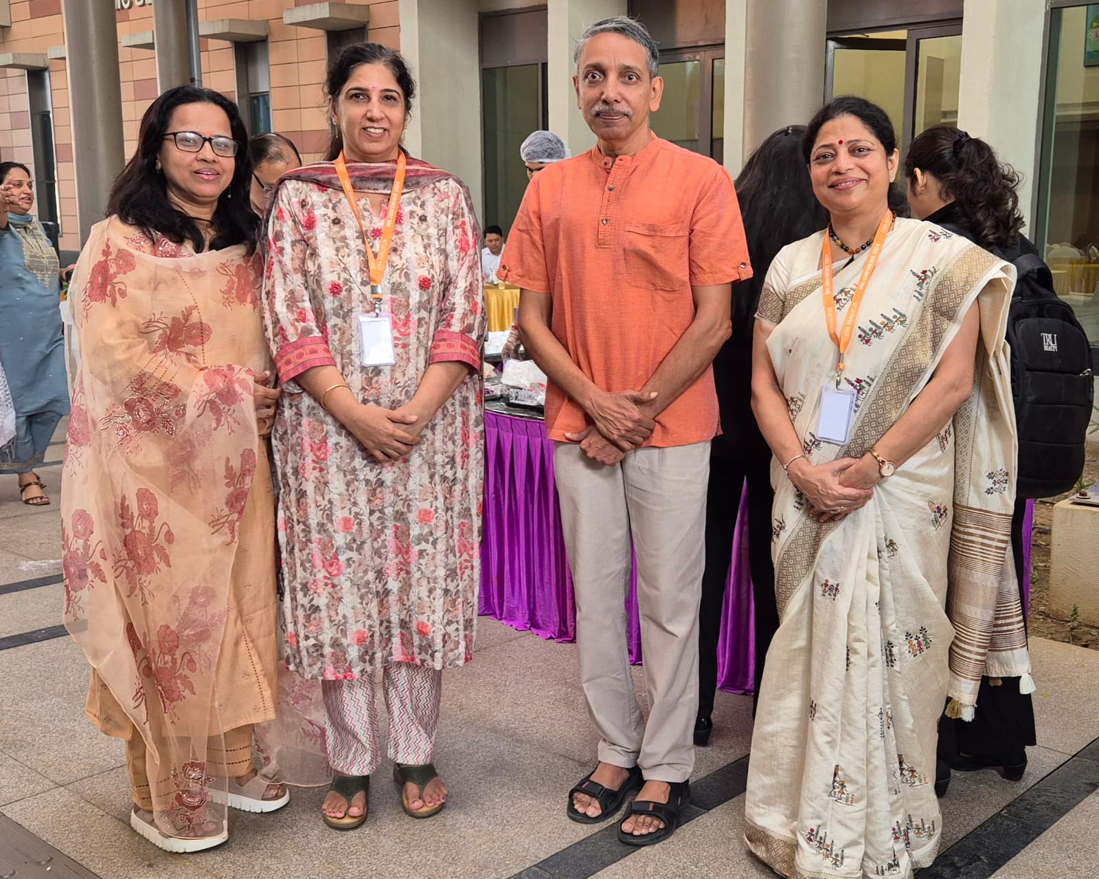 Vivek College of Commerce