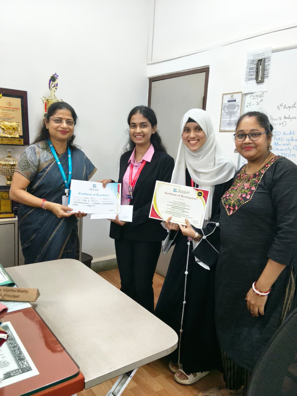 Vivek College of Commerce